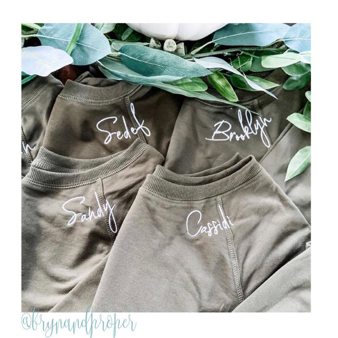 2 Tess Embroidery Font Script Interlocking Vine Fonts - Etsy