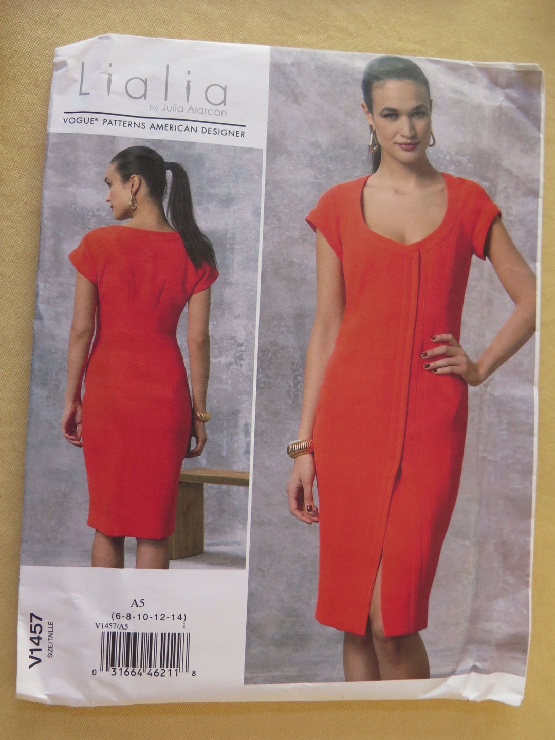 Vogue V1457 Misses Dress Sewing Pattern Lialia by Julie Alarcon ...