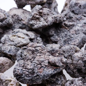 Black Copal Incense Resin: Natural Peruvian Cleansing for Rituals - Etsy