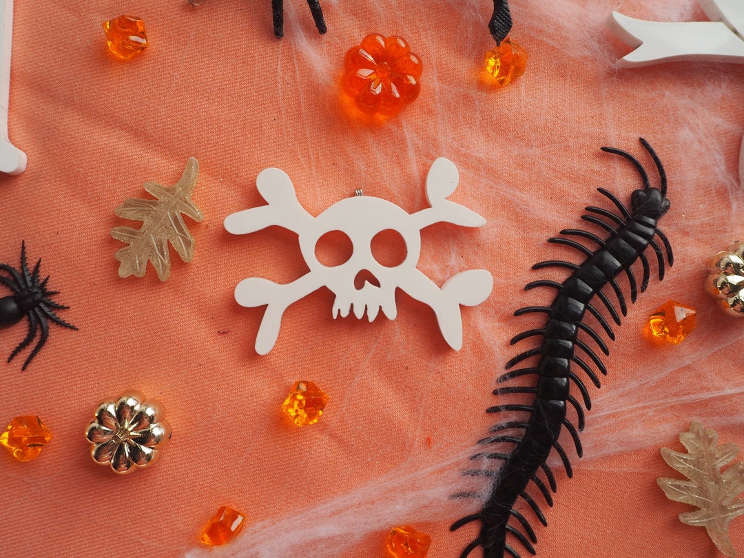 Skeleton Skull Cross Bones Pirate Death Deadly White Opaque Acrylic ...