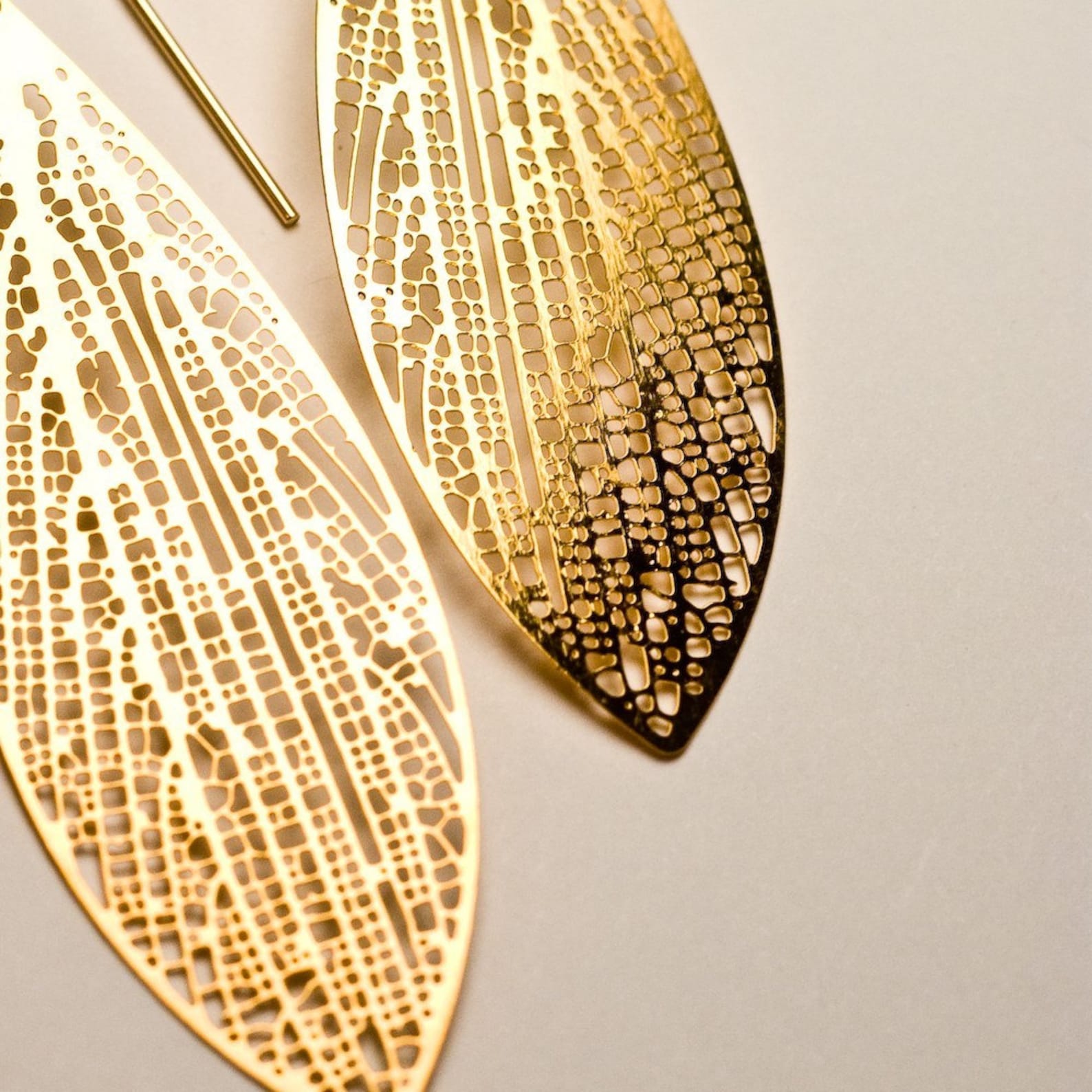 Cross-venulate Earrings gold - Etsy