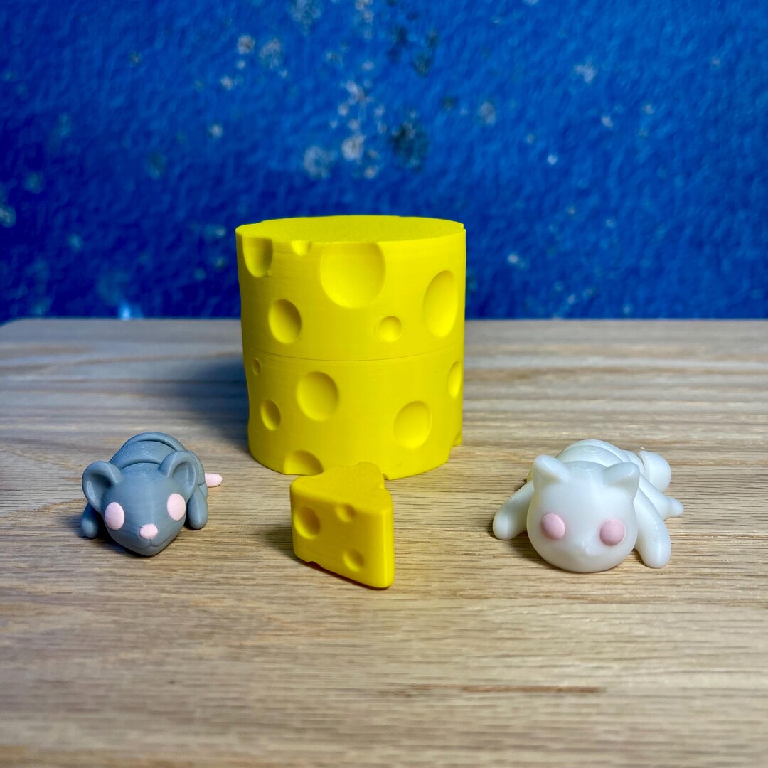 Cat and Mouse Fidget Desk Toy With Cheese and Cheese Container 4 Piece ...