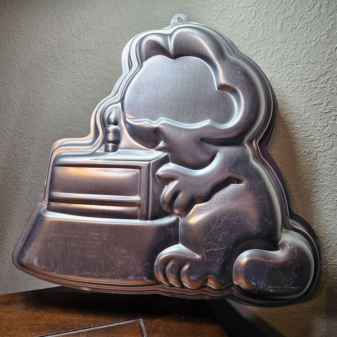Wilton Garfield the Cat Cake Pan 1981-2105-2447 Preowned Face Not ...