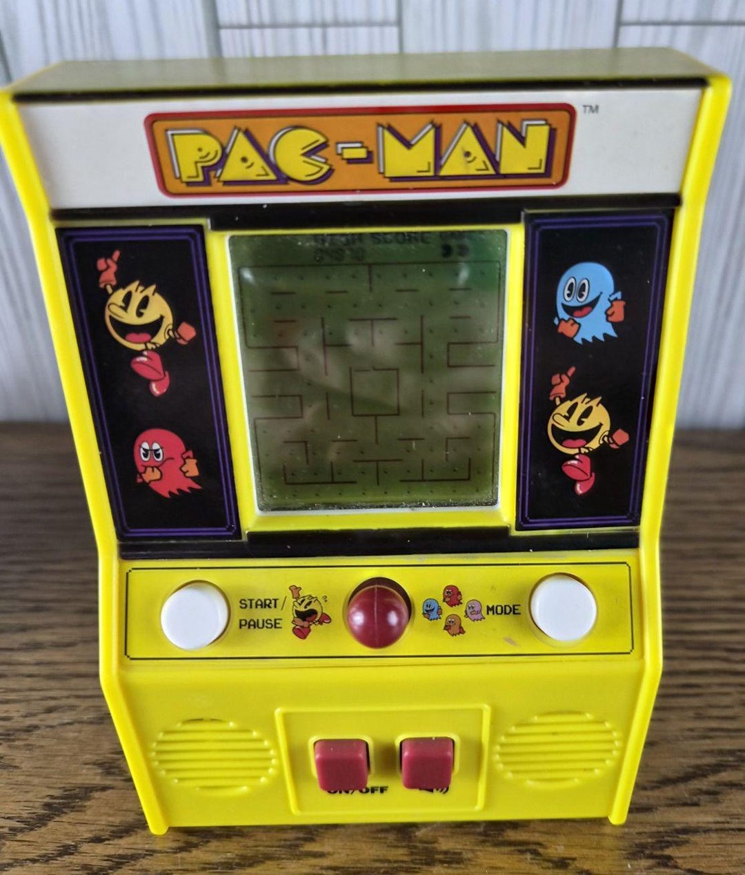Classic Pac-man Retro Mini Arcade Handheld (works) Bandai Namco ...