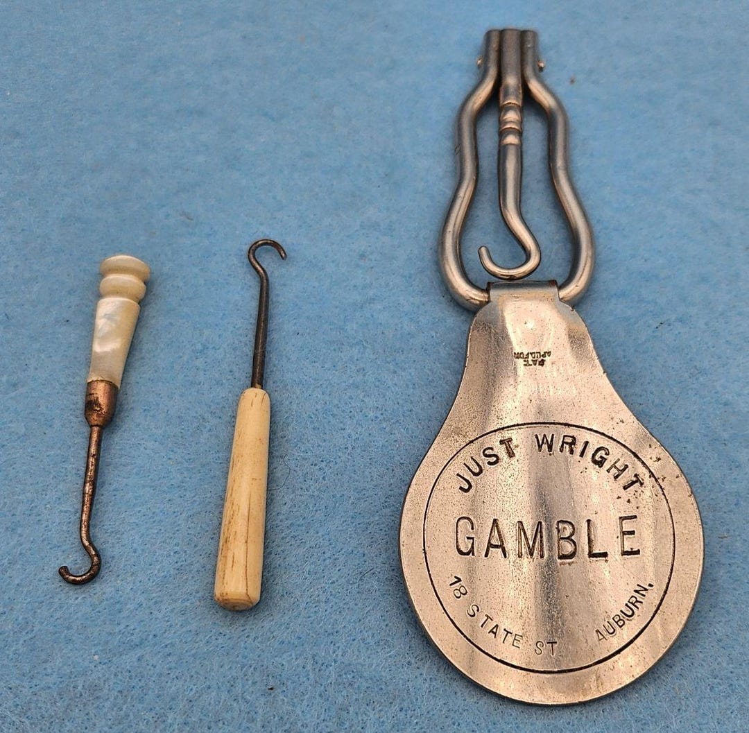 Vintage Gamble Shoe Store Auburn.ny Metal Shoe Horn & 2 Button Hooks - Etsy