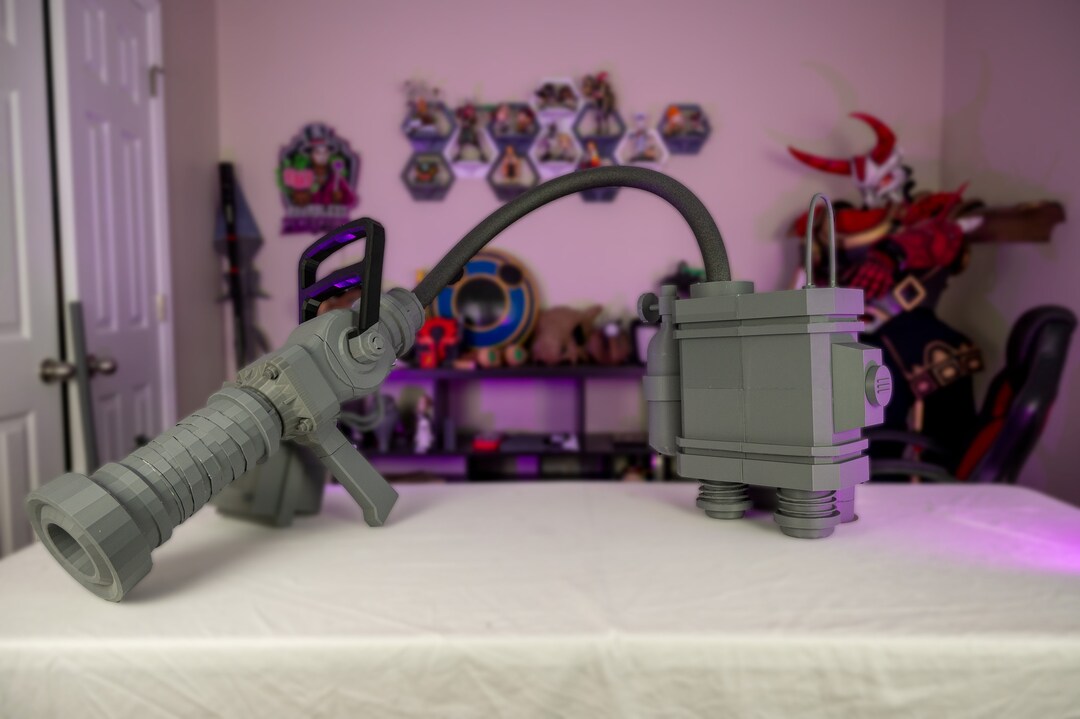 Team Fortress 2 Medic Backpack and Healing Wand 3D Printed Cosplay Prop ...