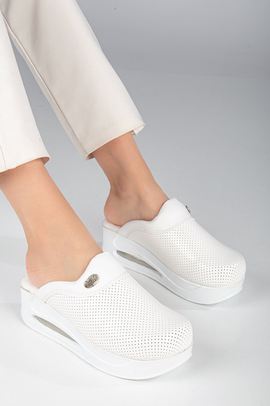 For Woman Orthopedics Clogs,nurse Clogs,doctor Clogs,nurs Shoes ...