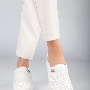 For Woman Orthopedics Clogs,nurse Clogs,doctor Clogs,nurs Shoes ...