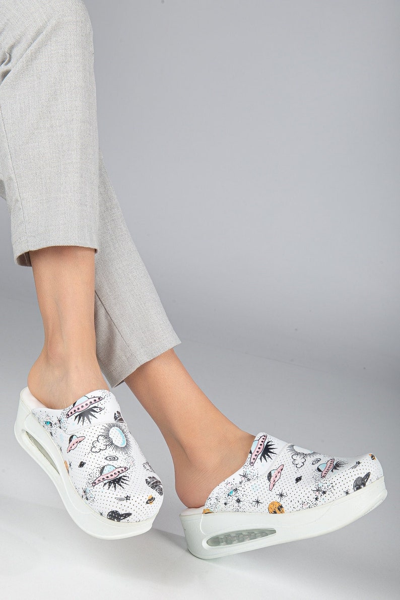 Pattern Orthopedic Woman Clogs,nurse Slippers,hospital Clog,space ...