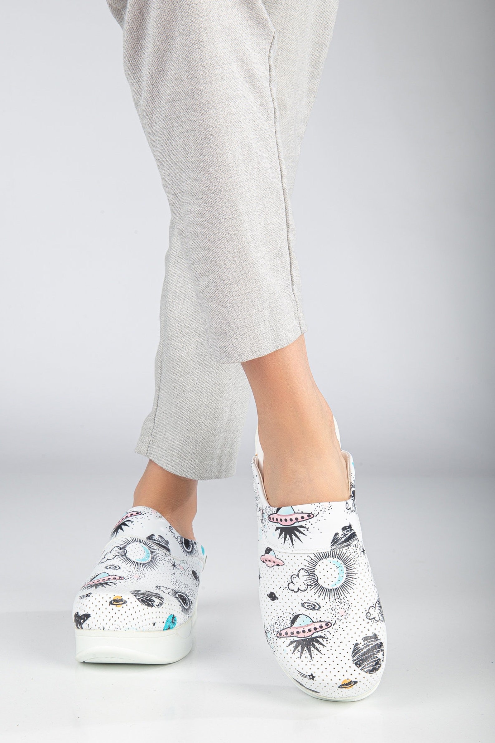 Pattern Orthopedic Woman Clogs,nurse Slippers,hospital Clog,space Pattern,white Clogs,medical ...