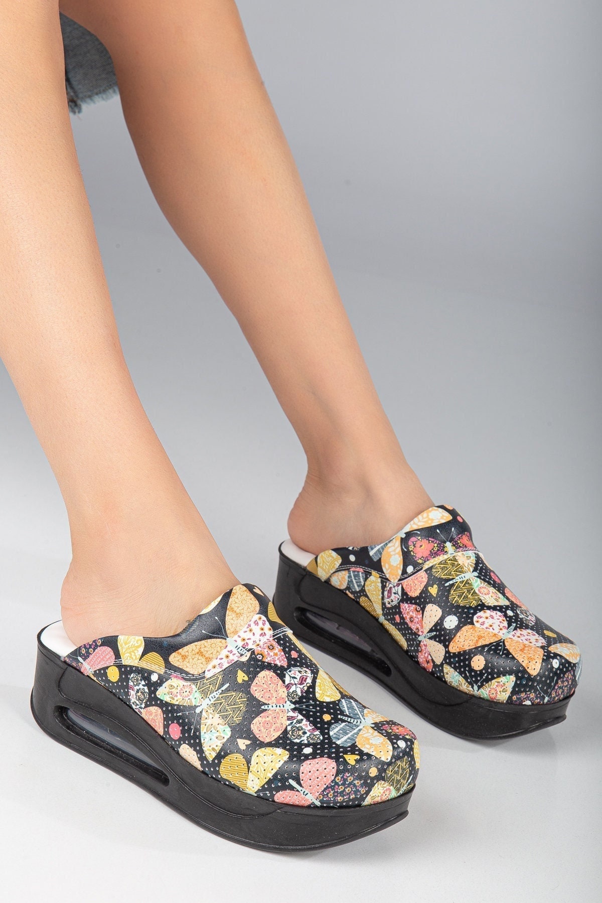 Orthopedic Woman Clogs,nurse Shoes,comfortable Slippers,nurse Gift,black Clogs,pattern Clogs ...