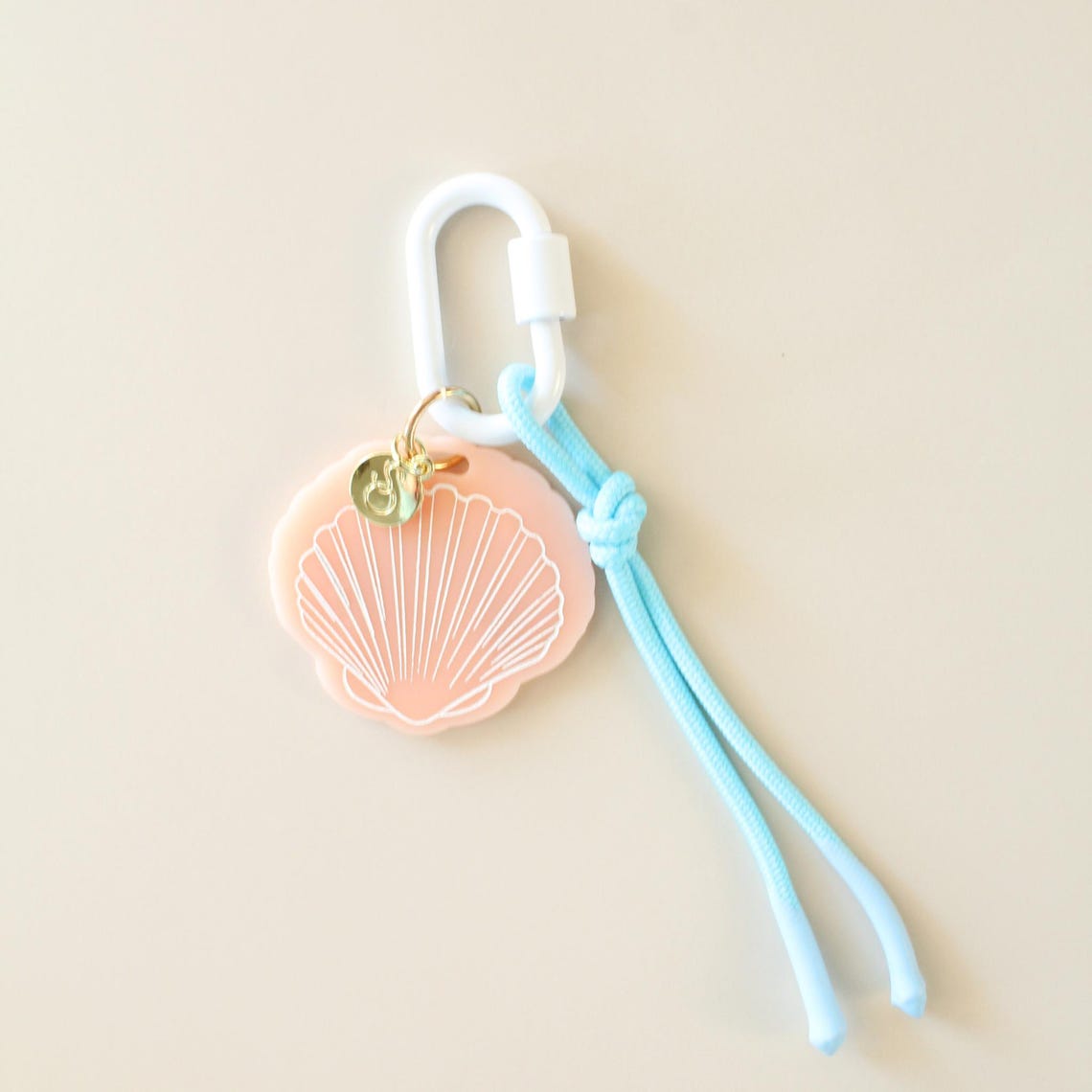 Seashell Bag Charm | Engraved Acrylic Keychain | Tote Bag Charm - Etsy
