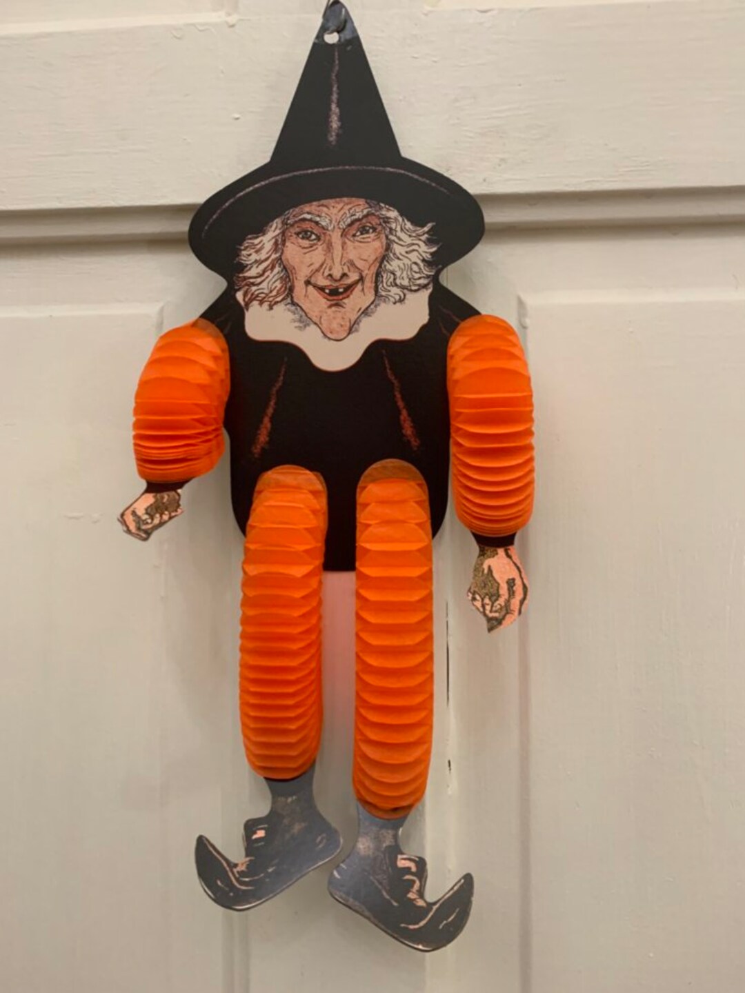 Halloween Witch Dancing*honeycomb*accordion*spectacular Vintage Styling ...