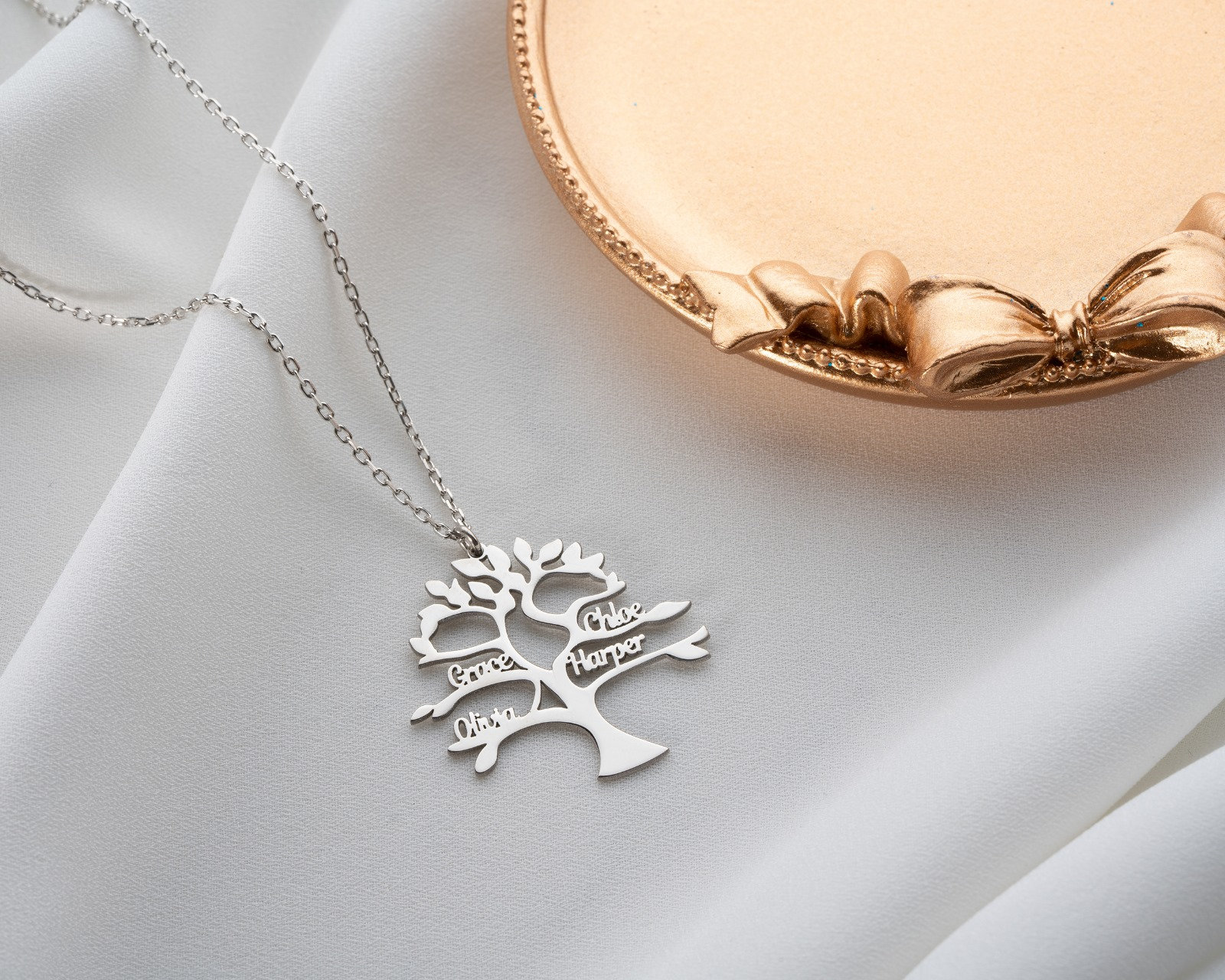 14K Solid Gold Custom Family Tree Necklace Solid Gold Family Members ...