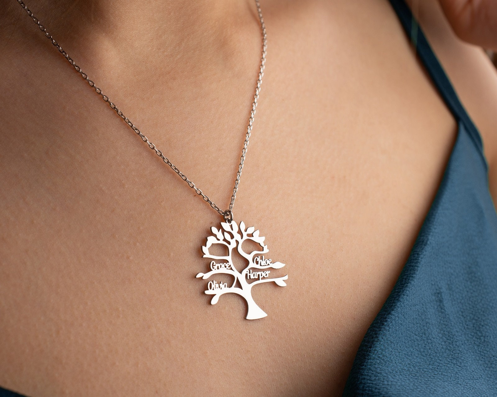 14K Solid Gold Custom Family Tree Necklace Solid Gold Family Members ...