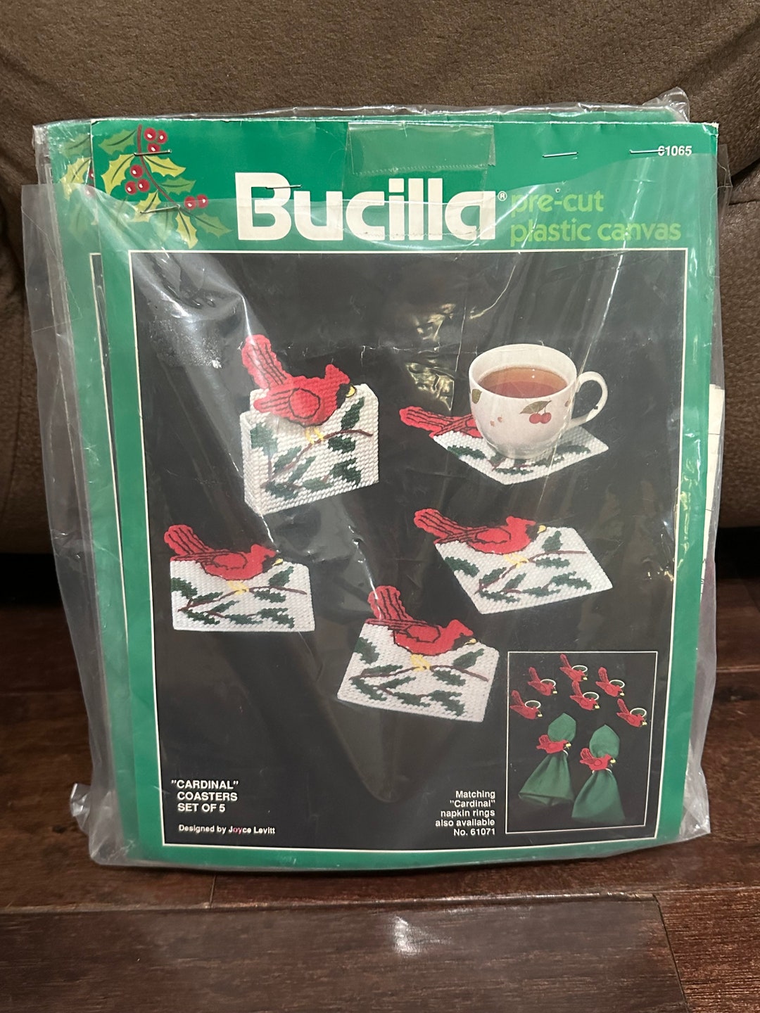 Vintage Bucilla Set of 5 Plastic & Yarn Cardinal Coasters Kit (2) - Etsy
