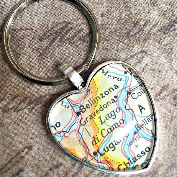 Vintage Disneyland Key Chain, Disney Map, Disneyland Map, Disney ...