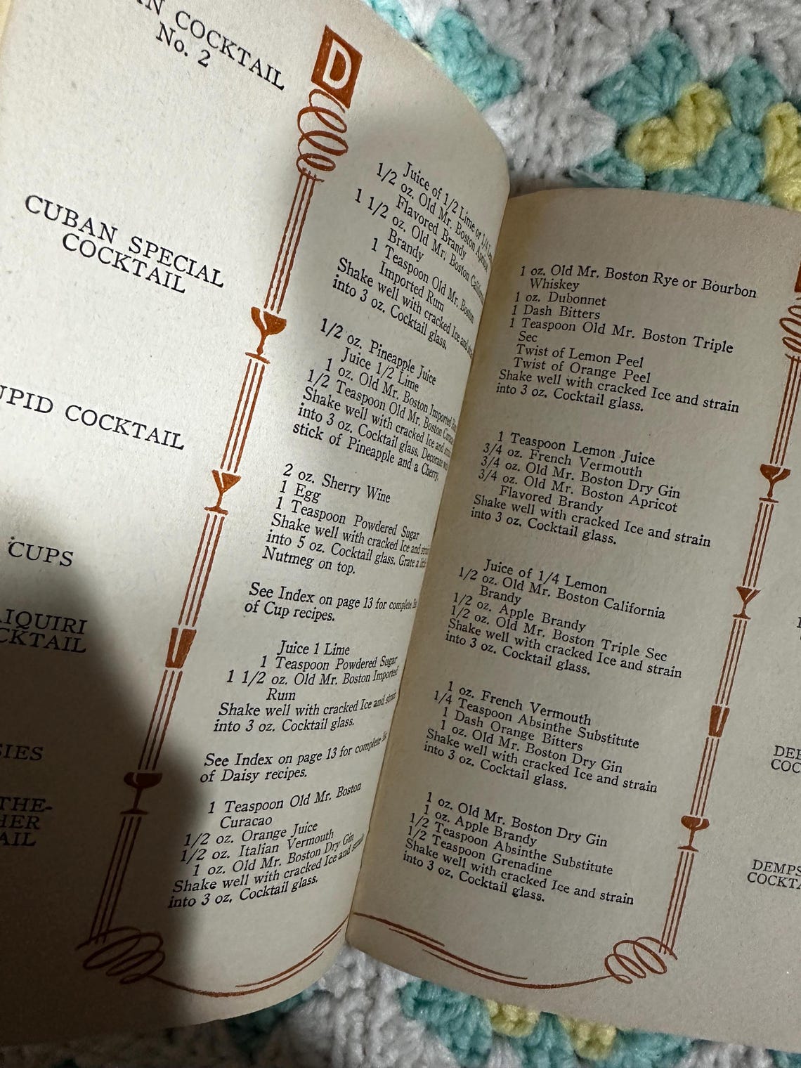 Vintage 1946 Old Mr. Boston Deluxe Official Bartender's Guide Booked - Etsy