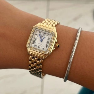 Retro Model, Minimal Square Case, Gold Color, Stylish Women's ...