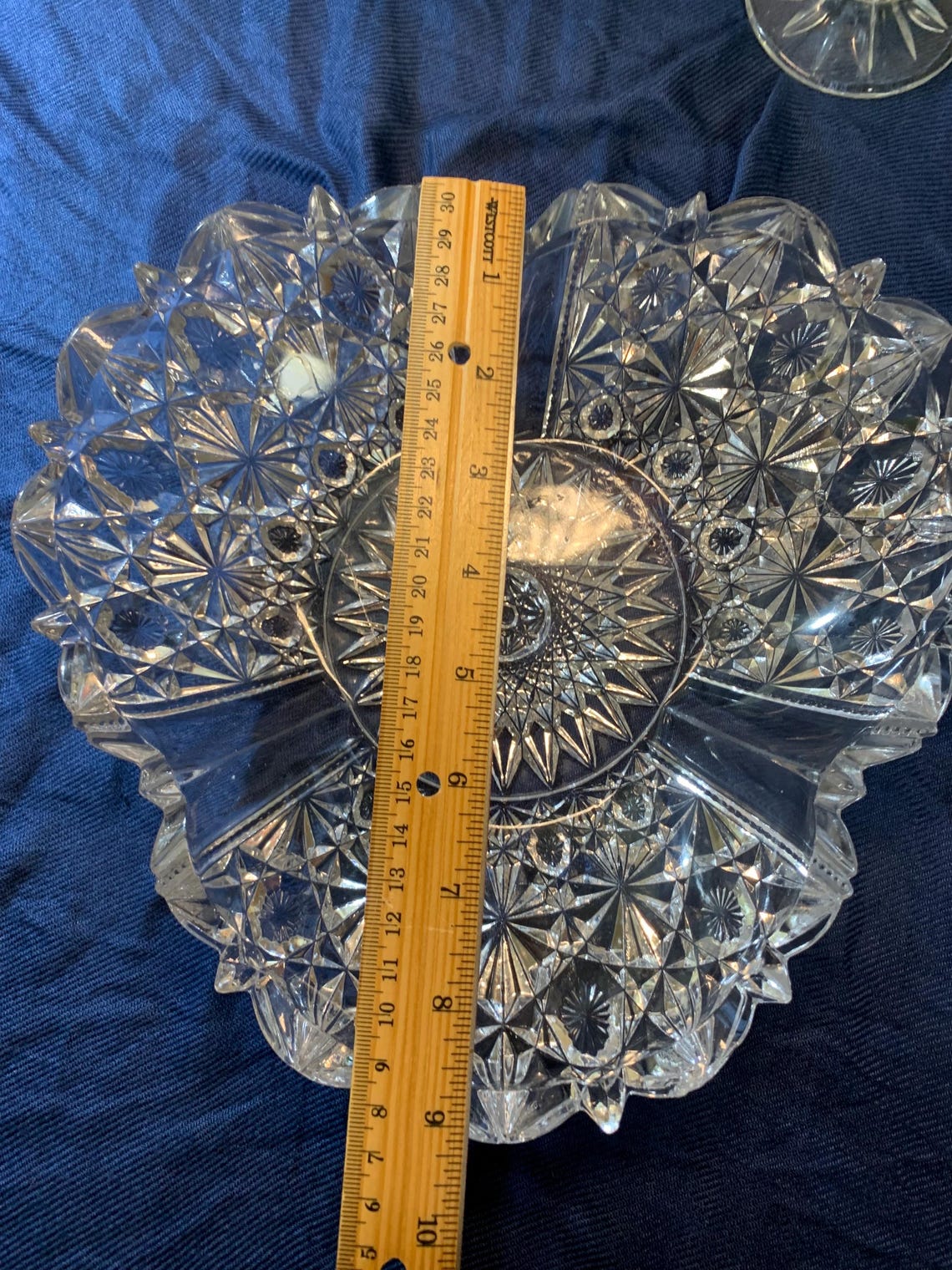 Vintage Pressed Glass Daisy & Button Pattern With Star Three Lobe ...