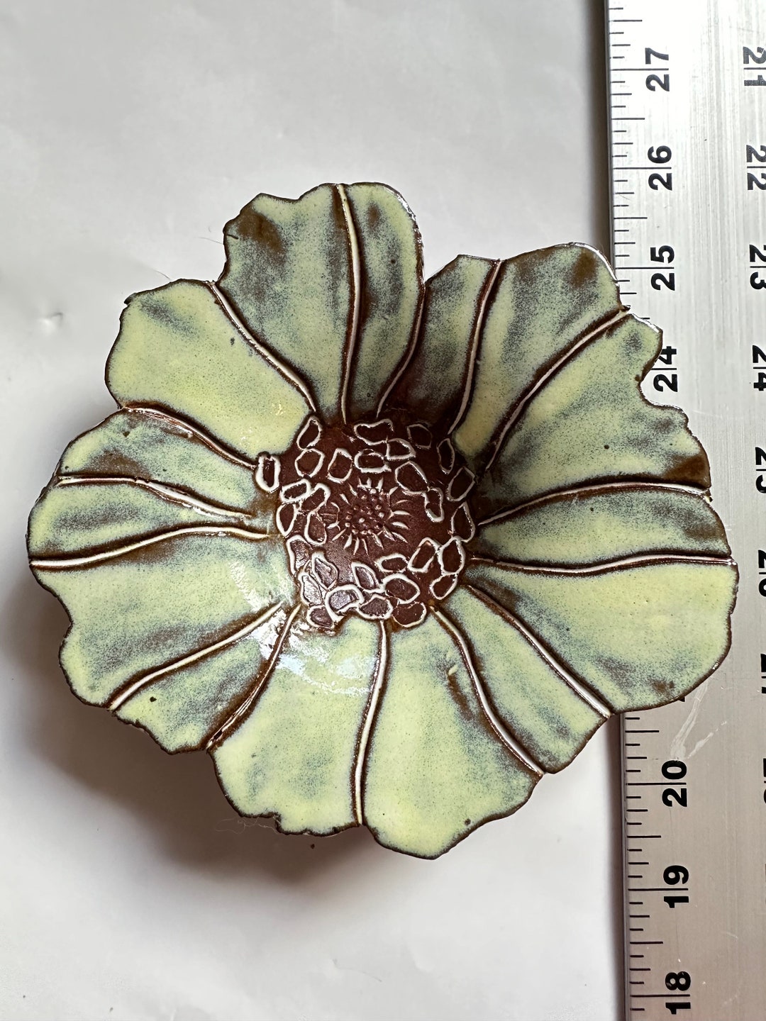 Pale Yellow Green Poppy Butterfly Puddler - Etsy