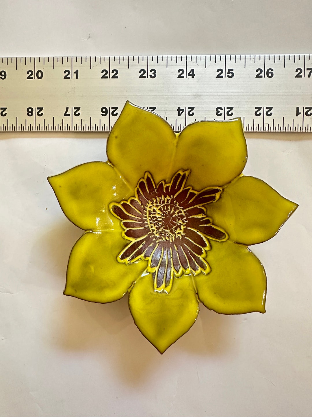 Yellow Anemone Flower Butterfly Puddler - Etsy