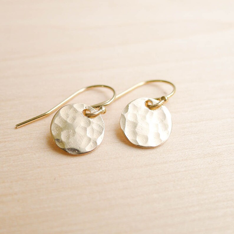 Gold Disc Earring - Basic Hammered Circle Earrings Tiny Earing Classic ...