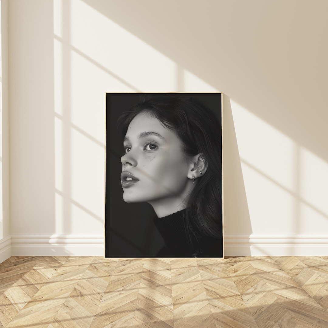 Woman Black and White Portrait Print, Vintage Fashion Wall Art ...