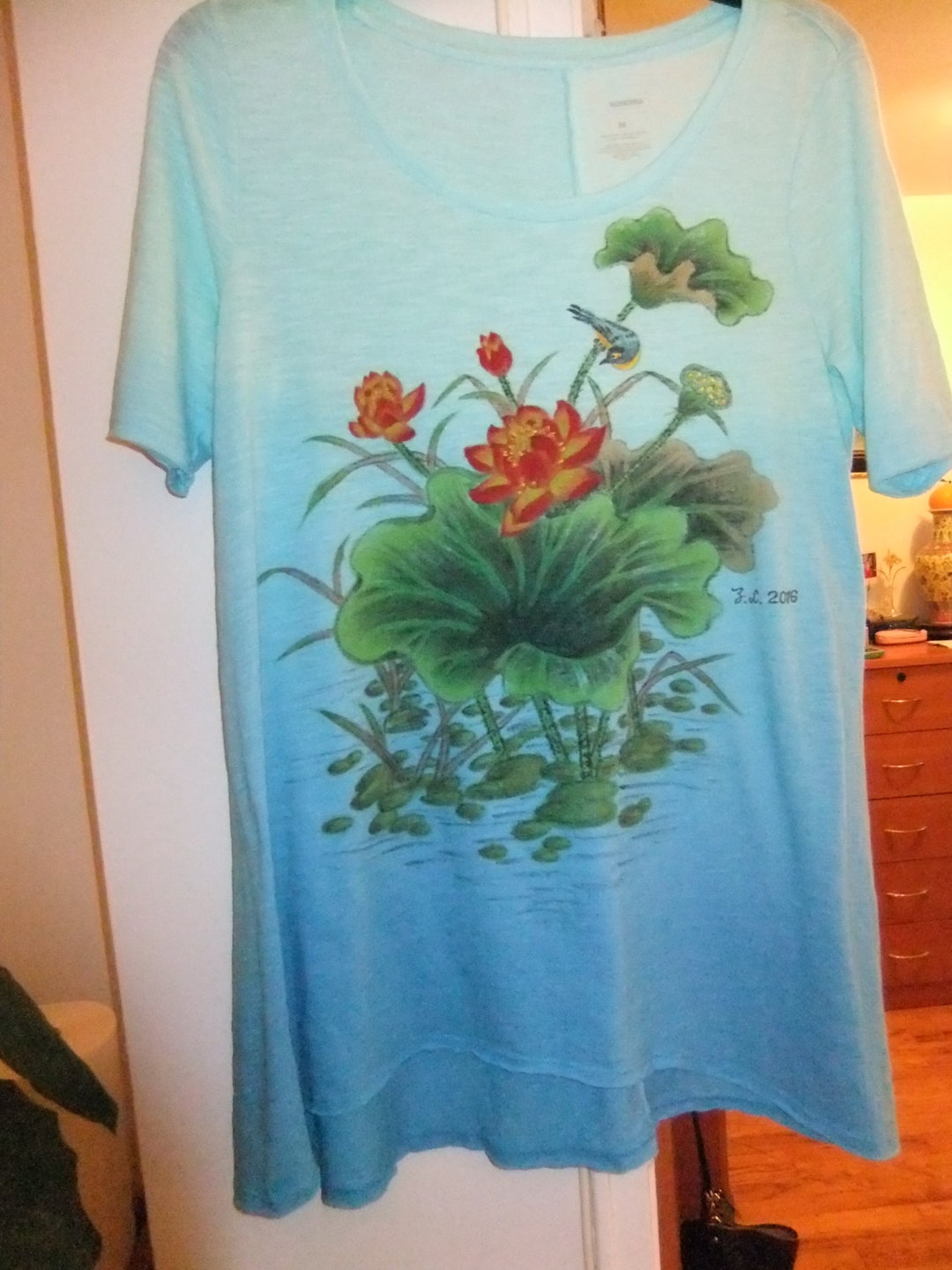 Hand Painted T-shirt - Etsy