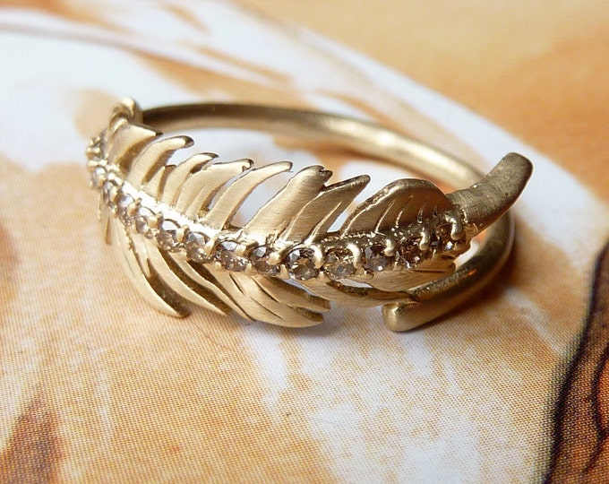 Champagne Diamond Feather Ring - Etsy