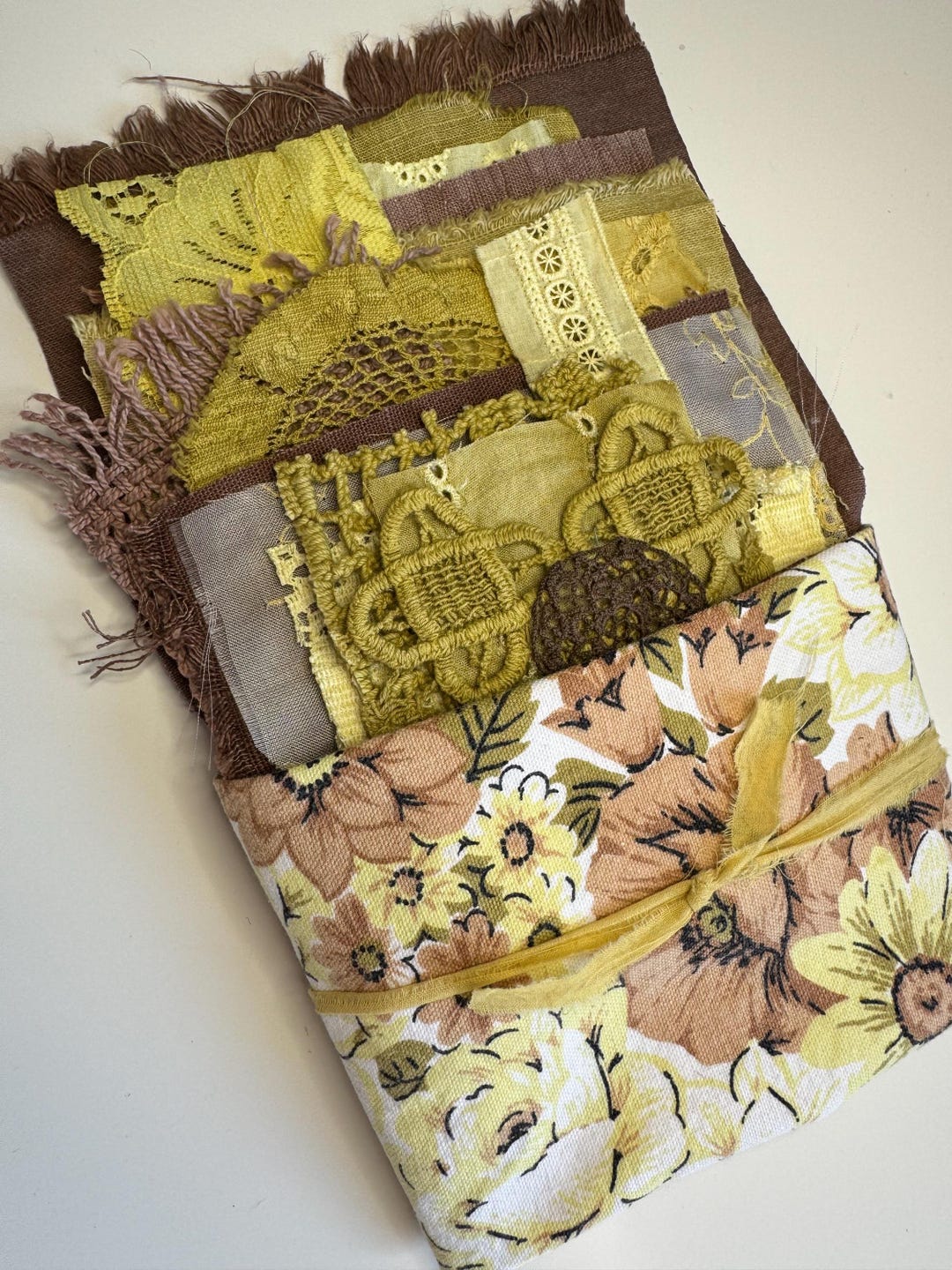 A Large Vintage Floral Fabric Bundle Yellow, Gold/ Green, Brown Floral ...