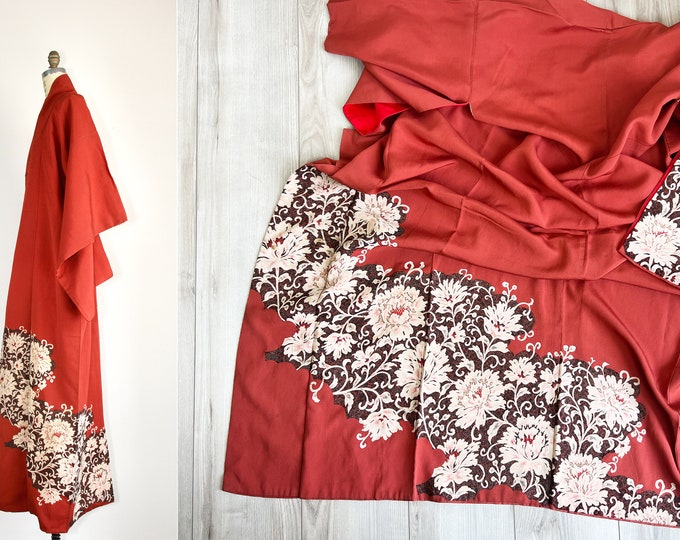Hazel | Vintage Kimono | 1950s Silk Robe | Textured | Floral Dressing ...