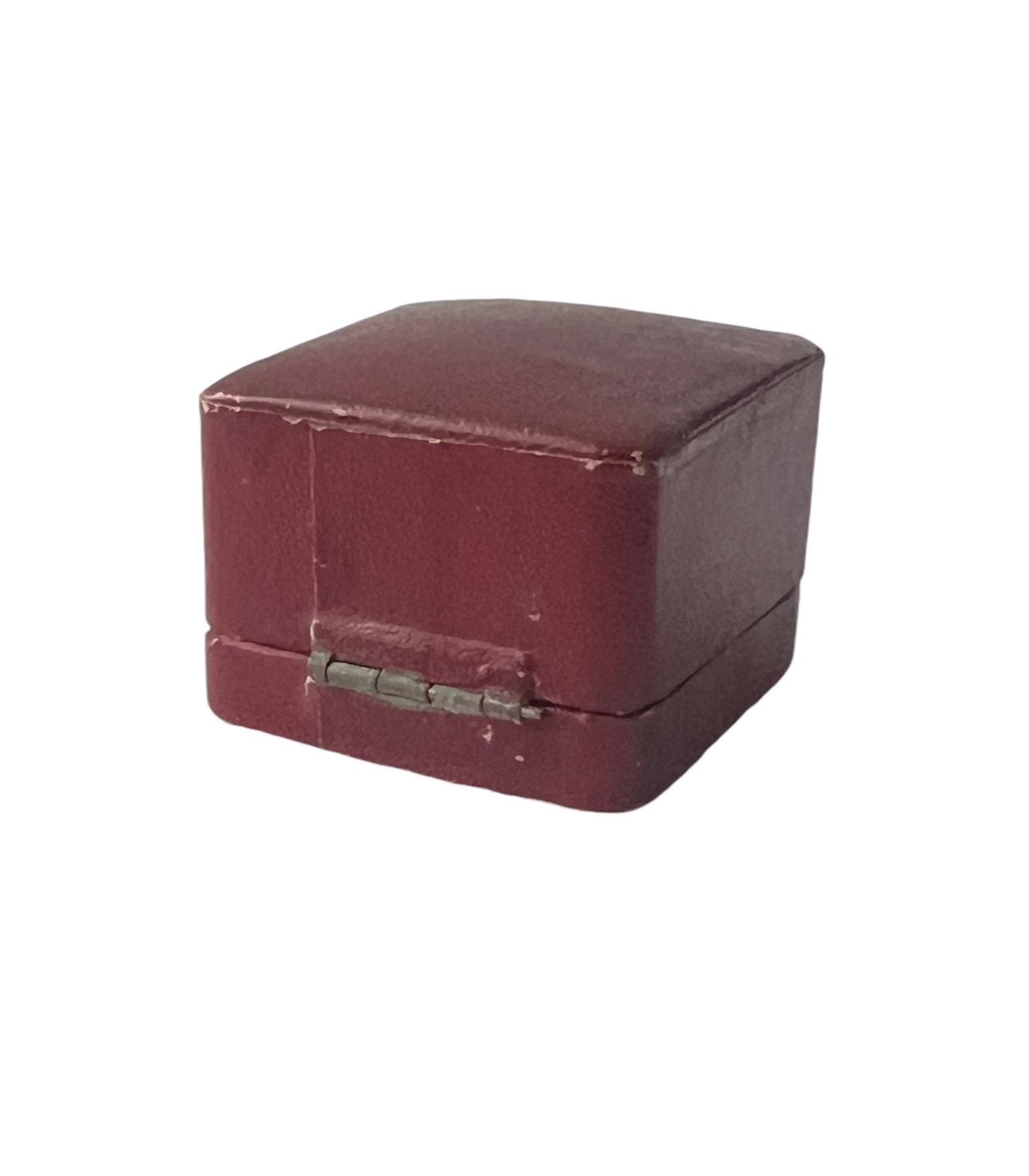 Antique Red Leather Push the Button Jewelry Box for Ring. Engagement ...