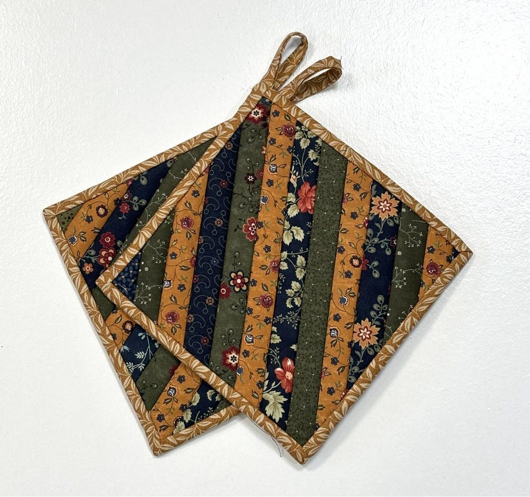 Quilted Scrappy Strip Pot Holders Rustic, Primitive And/or Farmhouse ...