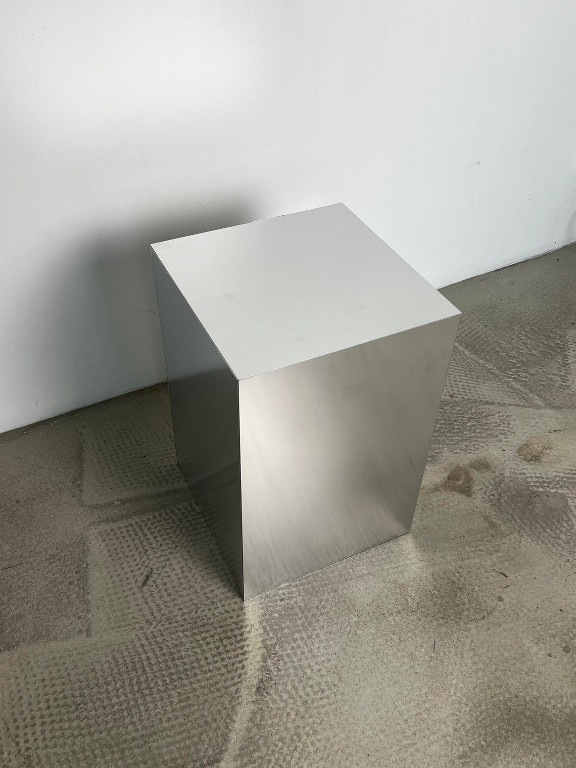 Metal Table, Metal Shelf, Home Decor, Designer Furniture, Modern Metal ...