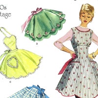 Vintage Style Wrap Around and Smock Aprons Pattern by Simplicity/kwik ...