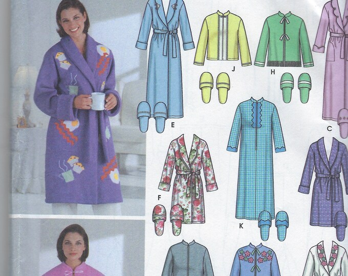 UNCUT Sewing Pattern Simplicity 5778 Woman Robes and Slippers Two Sizes ...