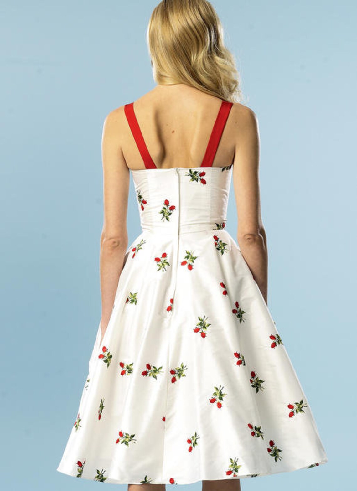 Uncut Butterick Sewing Pattern B5882 5882 Misses' Sweetheart-neckline ...