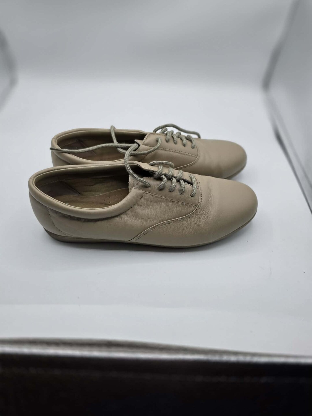 Vintage Cobbie Cuddlers Taupe Lather Oxford Women’s 8.5 - Etsy