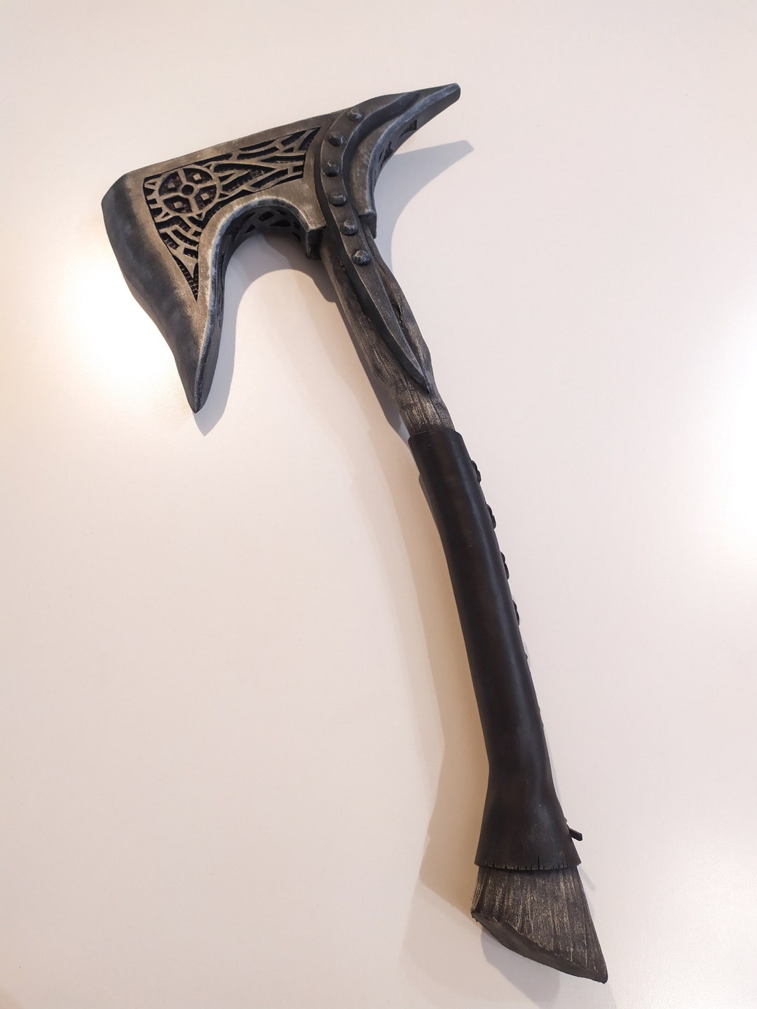 Dawnguard Axe Replica - Full Size Inspired by the Elder Scrolls V ...