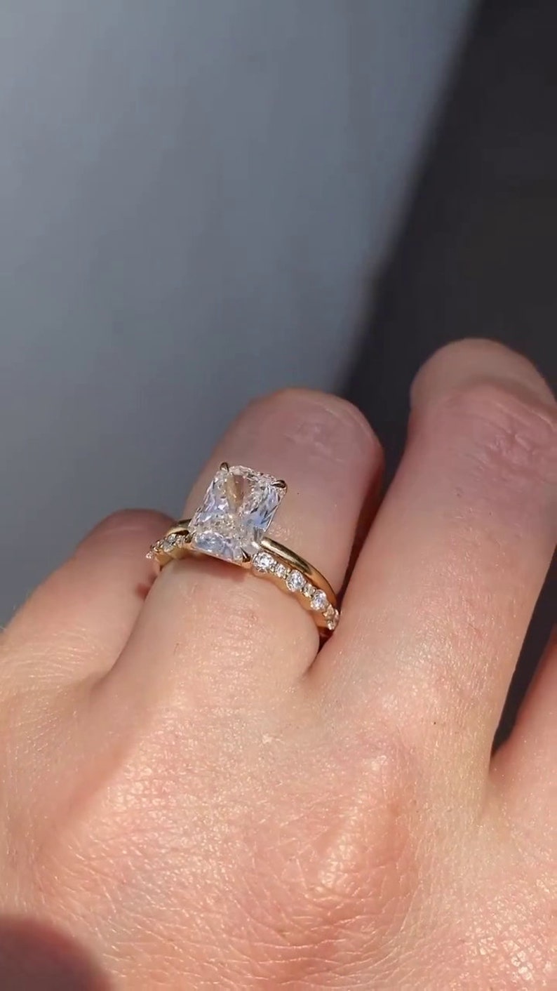 Conjunto de anillo nupcial de moissanita de corte radiante de 3 ...
