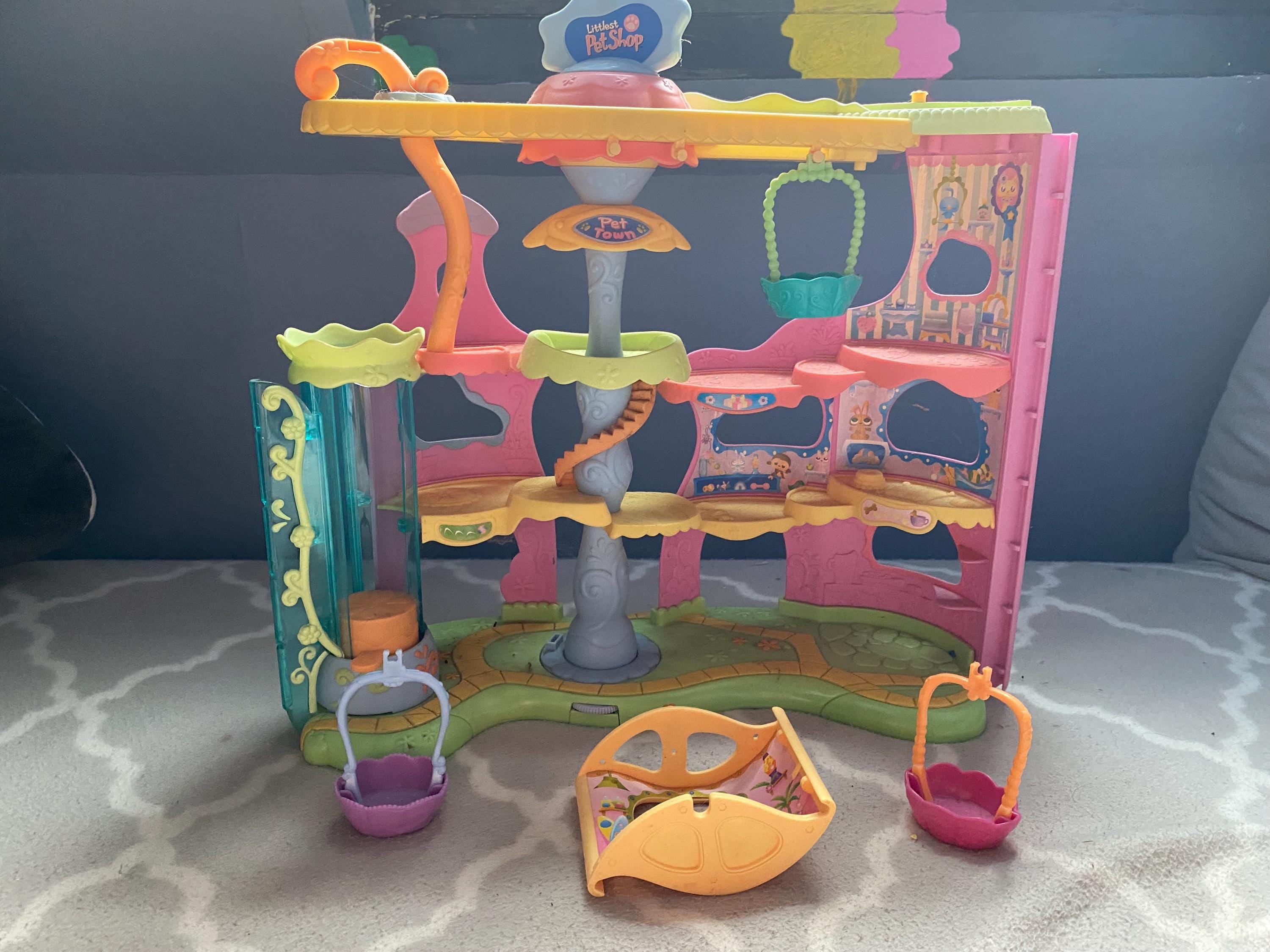 Littlest Pet Shop Play Set With Accessories / Pet Town - Etsy