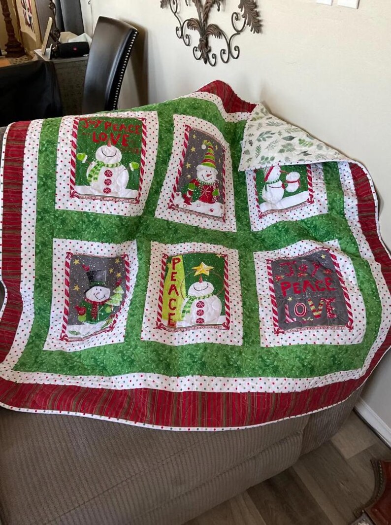 Holiday Quilt, Free Shipping - Etsy