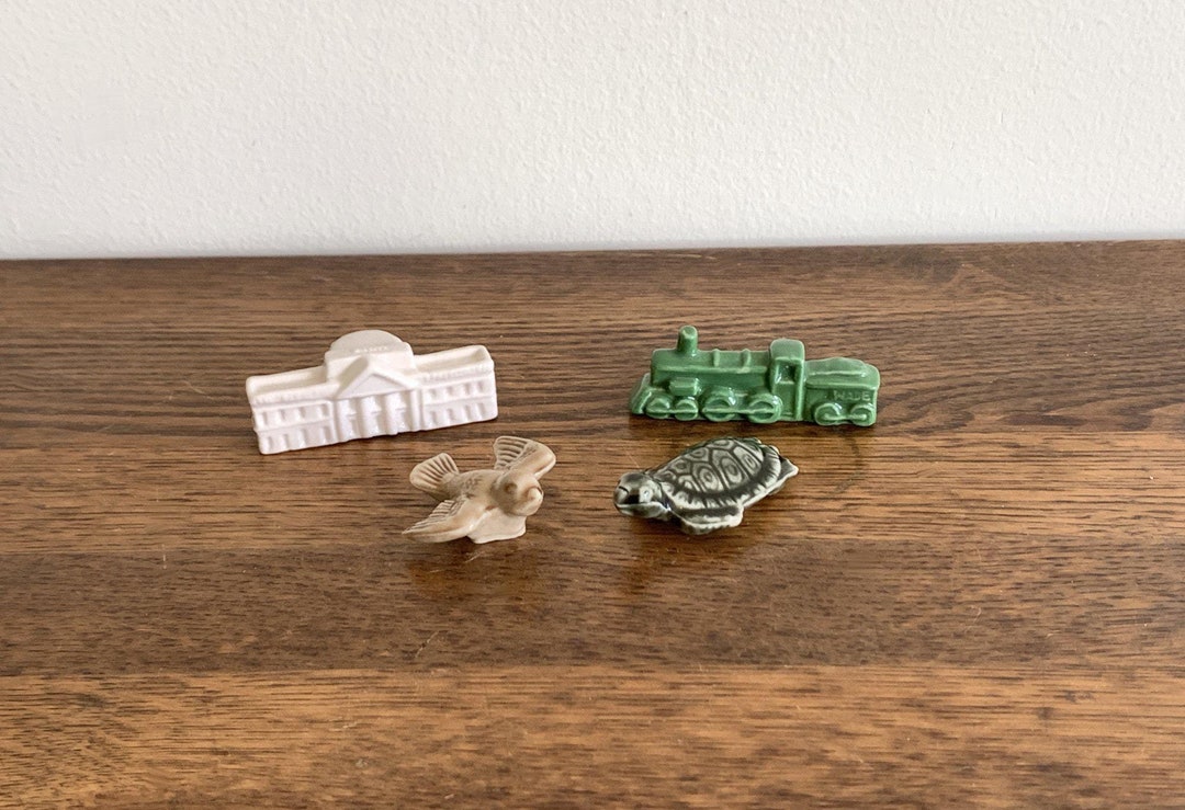 Wade England Ceramic Figurines, Lot of 4, Turtle Bird Train & White ...