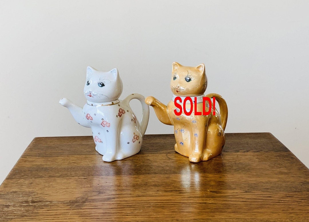 Chinese Lucky Cat Teapot White W/ Handpainted Flowers, Vintage Ceramic ...