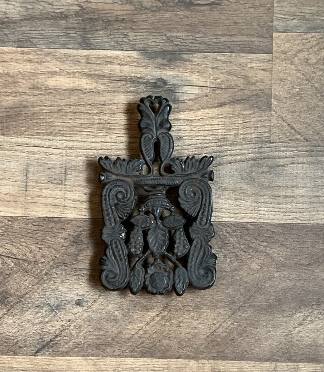 Cast Iron Trivet, Footed Scroll & Grape Leaf - Etsy