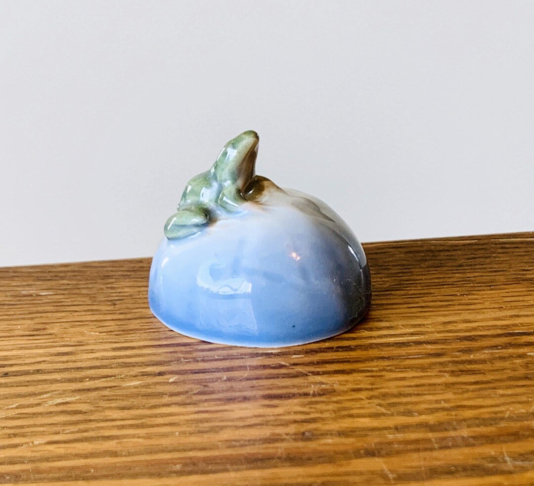 Royal Copenhagen Denmark Frog on Stone Porcelain Figurine, Number 507 ...