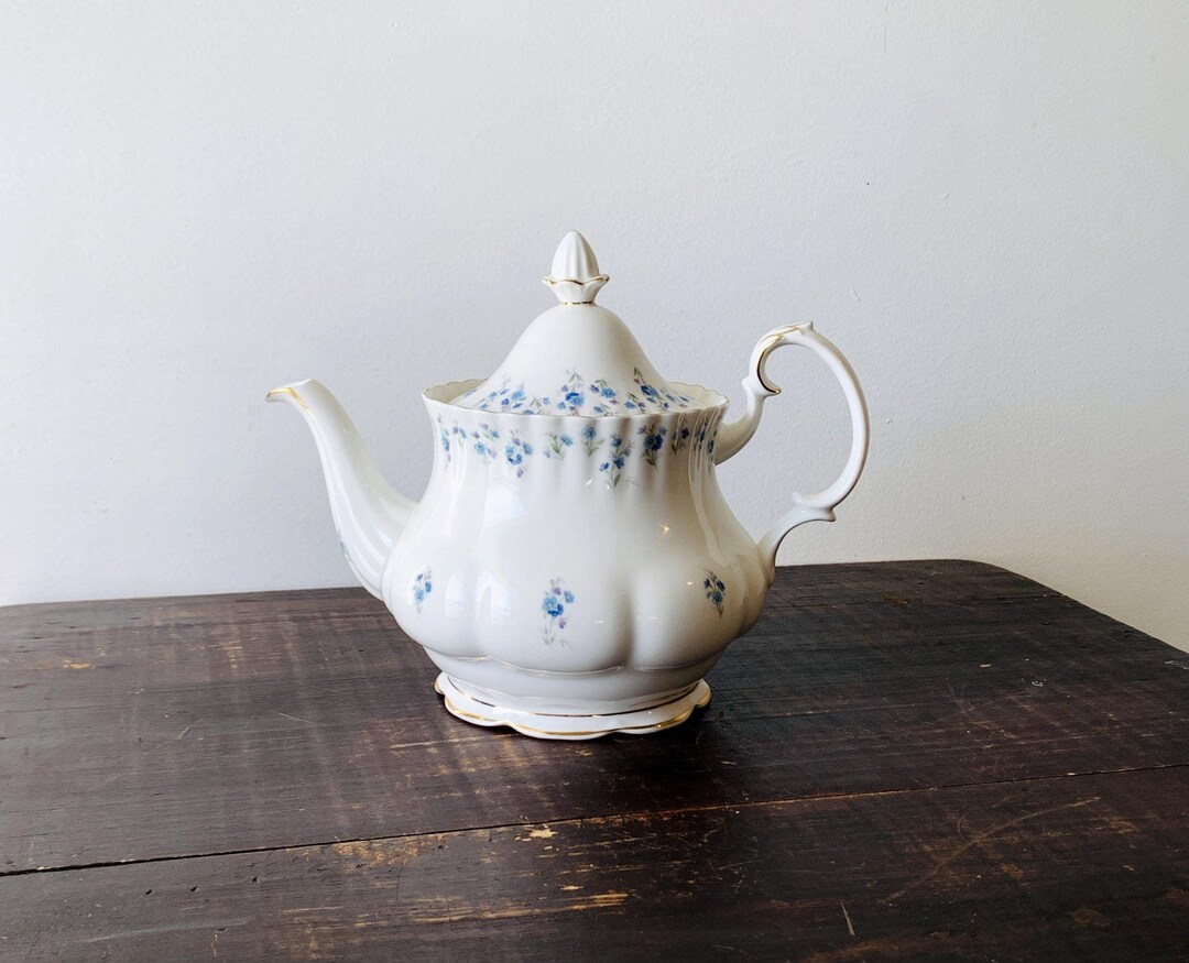 Royal Albert England Memory Lane Teapot, Vintage Bone China Tea Pot - Etsy