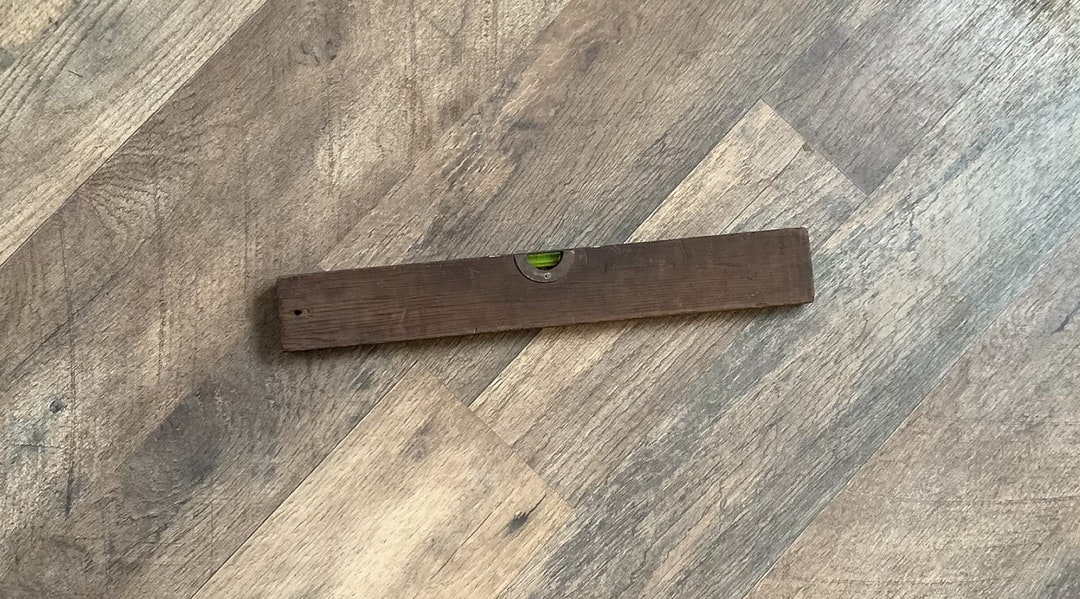 Antique Small Wood & Metal Bubble Level, Carpenter's Tool, Primitive ...