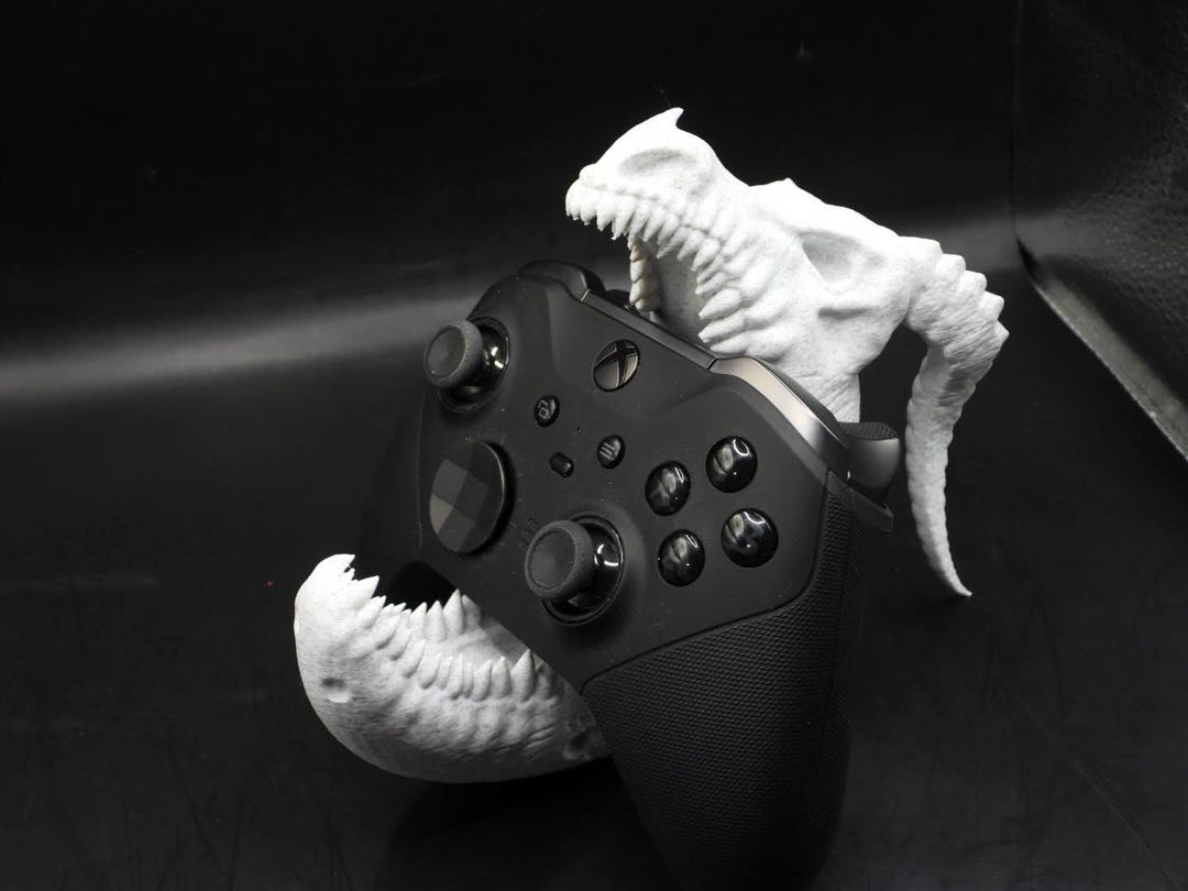 The Dragon Moon Controller and Phone Holder - Etsy